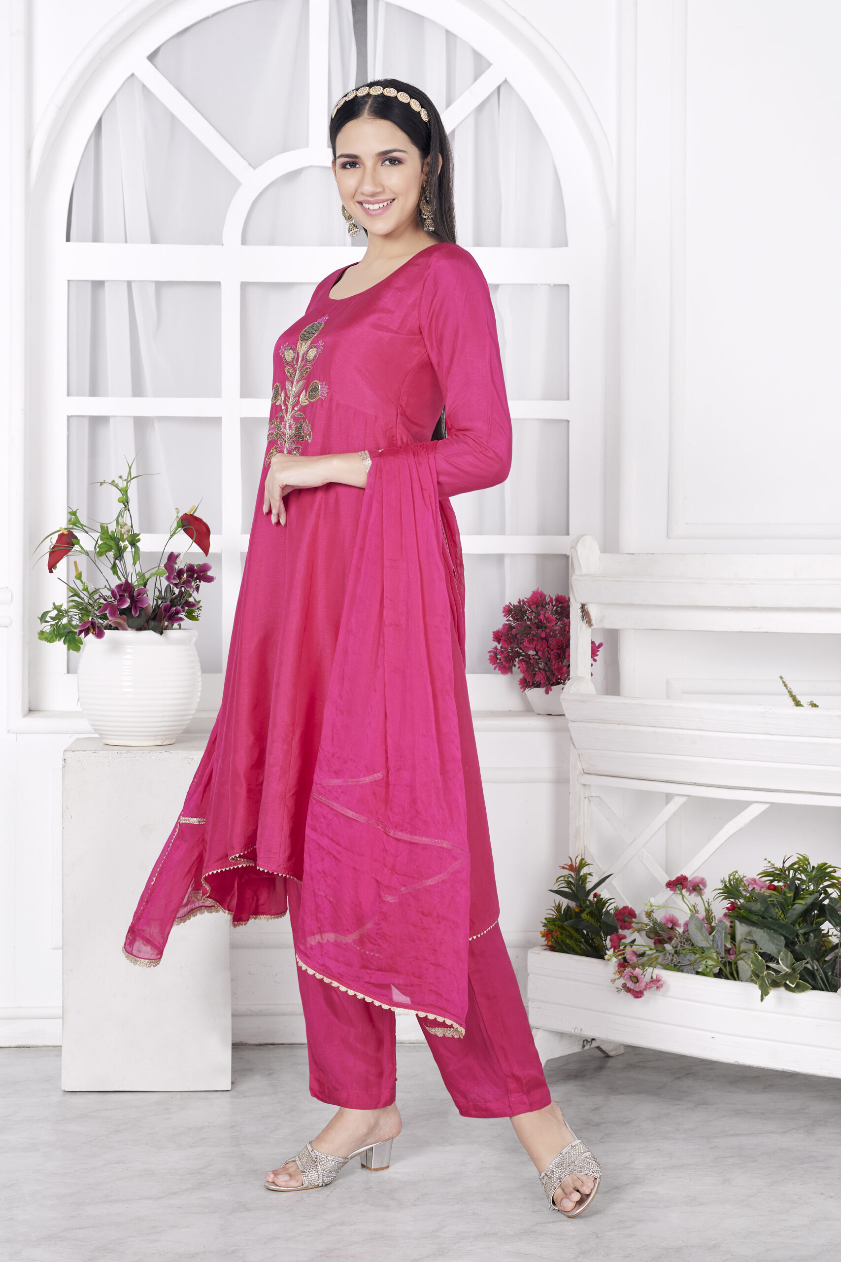 Asymmetric kali suit